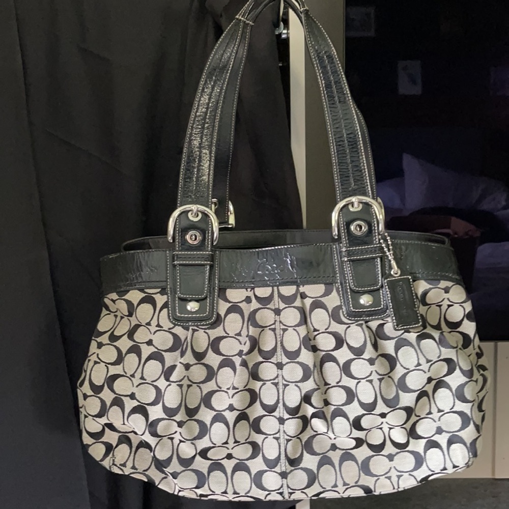 Coach Tote /Laptop Bag. Definitely Has Been Loved - Gem